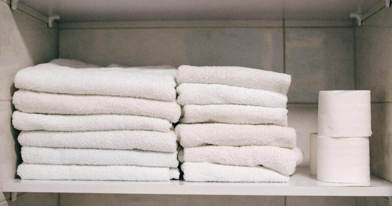 What Is Linen - Towels Edition
