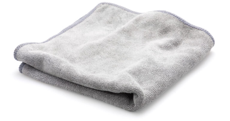 Microfiber Towel Vs. Normal Towel - Towels Edition